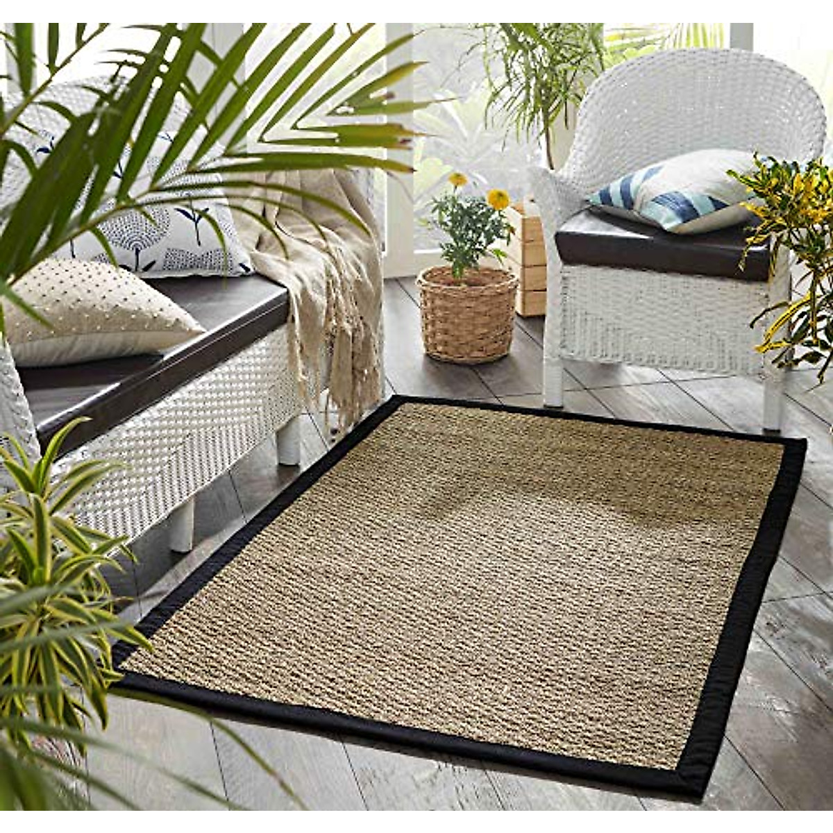 Chesapeake Seagrass Area Rug with Black border (40"x60")