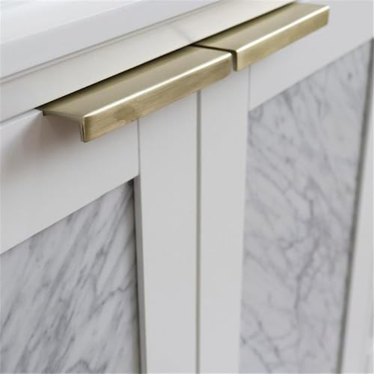 Trento 43" Solid Wood Vanity with Right Oval Sink in White Quartz Stone