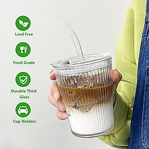 Lioong 2pcs Clear Glass Cups with Lids and Straws,Ice Coffee Cups With Lids,Glass Coffee Tumbler with Sip Lid,Glass Cups Go Traveling Coffee Mugs For Cold Drinks, Smoothie, Juice,Drinking (400ml)