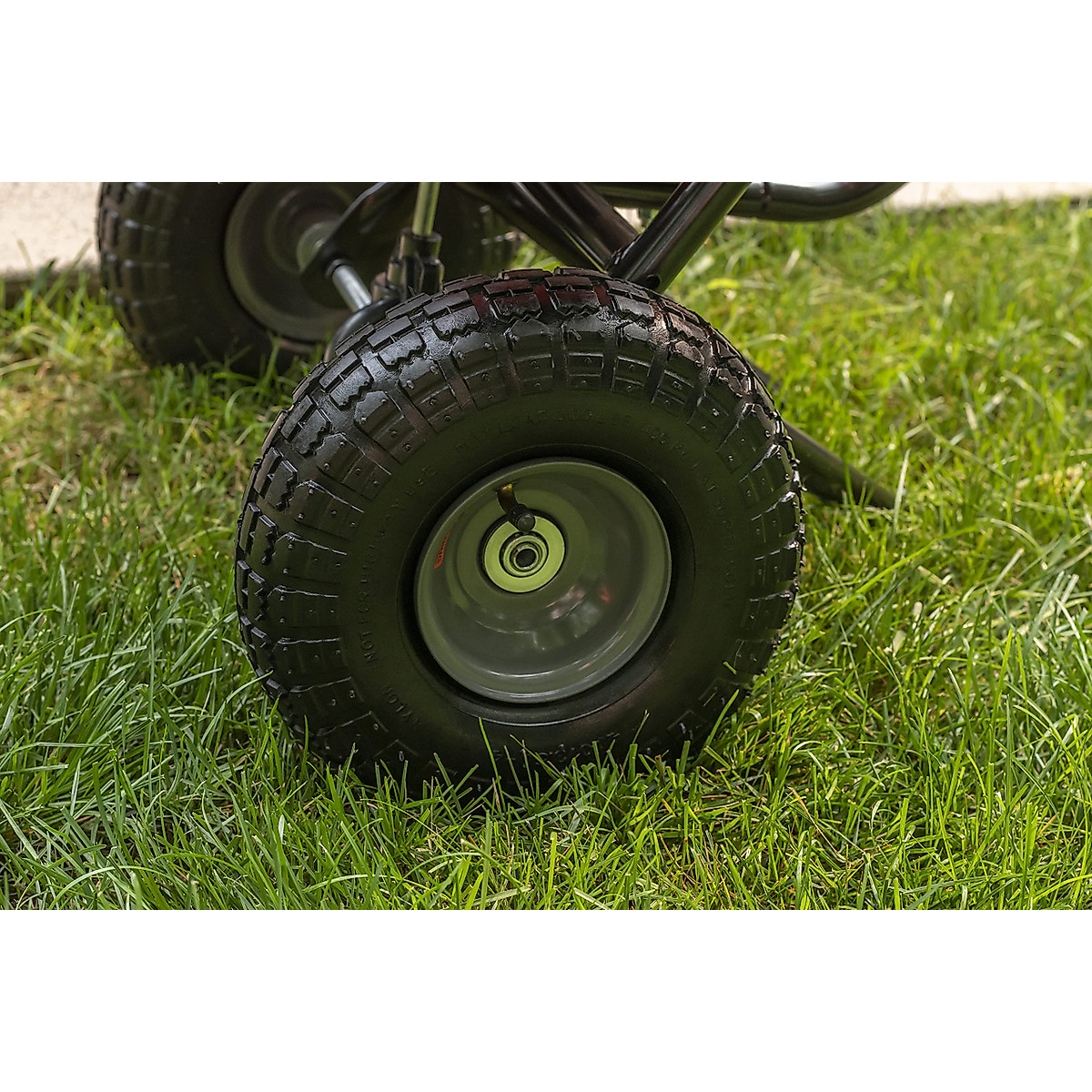 Agri-Fab 85-lb Push Ice Melt Spreader 45-0575