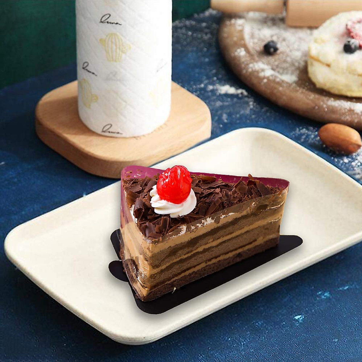 Roucerlin 4 Pack Big Rectangular Dinner Plates, Unbreakable Wheat Straw Plates, Reusable Durable Lightweight Salad Plate for Fruits, Snack, Pasta, Cake, Dessert, Dishes (9.3in, Beige)