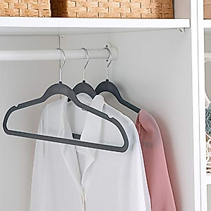Simplify 10 Super Slim Velvet Huggable Hangers in Grey