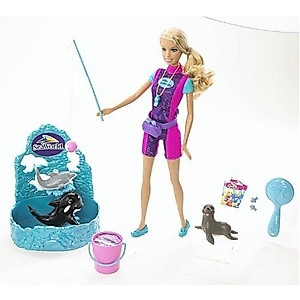 Barbie I Can Be: SeaWorld Trainer Doll Play Set