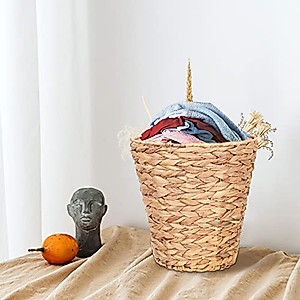 VOSAREA Water Hyacinth Wicker Trash Can Natural Woven Waste Basket Round Wastebasket Garbage Bin for Home Sundries Laundry