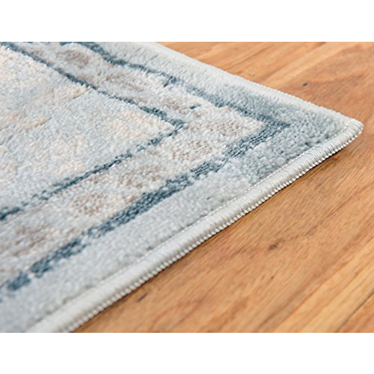 Unique Loom Paris Collection Pastel Tones Traditional Distressed Light Blue Area Rug (2' 2 x 3' 0)