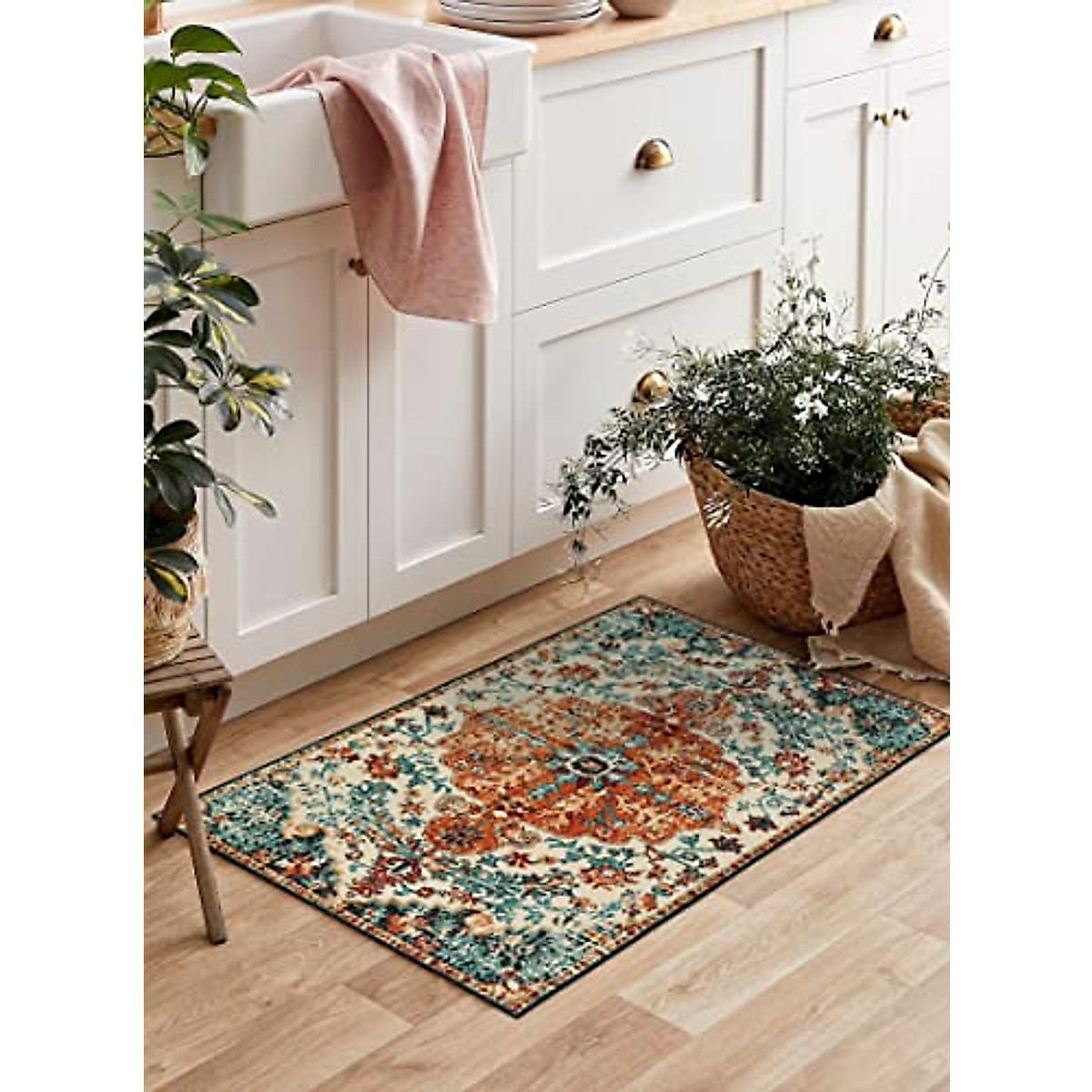 Wonnitar Boho Bathroom Rug,Washable Rug 2x3 Small Bath Rug,Vintage Distressed Throw Mat for Bedroom,Non-Slip Entryway Door Mat Low-Pile Floor Carpet for Kitchen Laundry Bedside,Orange