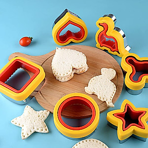 Sandwich Cutter and Sealer Vegetable Cutters for Kids Uncrustables Sandwich Maker Lunchbox Bento Box DIY Lunch