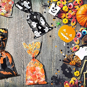 ERKOON 200pcs Halloween Candy Bags Pumpkin Spider Web Bat Ghost Print Candy Bags Halloween Treat Candy Twist Ties Gift Bags Kids Candy Bags for Halloween Party