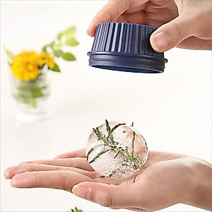 Whiskey Silicone Ice Tray，Ice Cube Maker Tray，With Lid, Reusable，Cake Ice Ball/Ice Grid/Ice Cube Mould，Home Ball Ice Maker， Creative Gift for Family and Friends