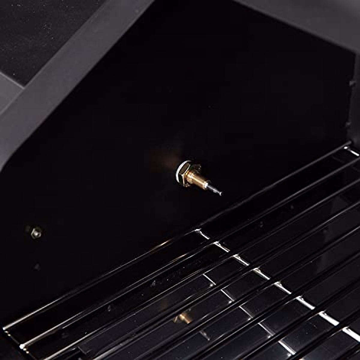 Green Mountain Grills Trek Electric Wi-Fi Control Portable Wood Pellet Tailgating Grill with Meat Probe, Black (2021 Trek)