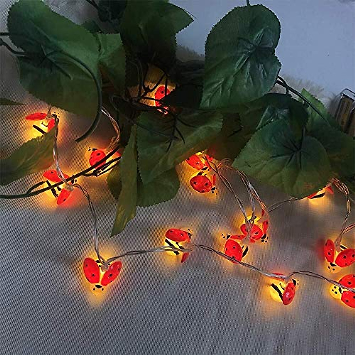 ZLYPSW 20 LED Ladybug Shape String Lights Battery Holiday Wedding Christmas Decoration lamp for Home Balcony Courtyard Garden