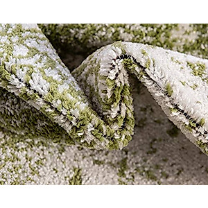 Rugs.com Dover Collection Rug – 2' x 3' Green Low-Pile Rug Perfect for Entryways, Kitchens, Breakfast Nooks, Accent Pieces