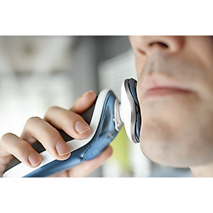 Philips Norelco Electric Shaver 7500 for Sensitive Skin