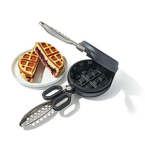 Wonderffle Stuffed Waffle Iron