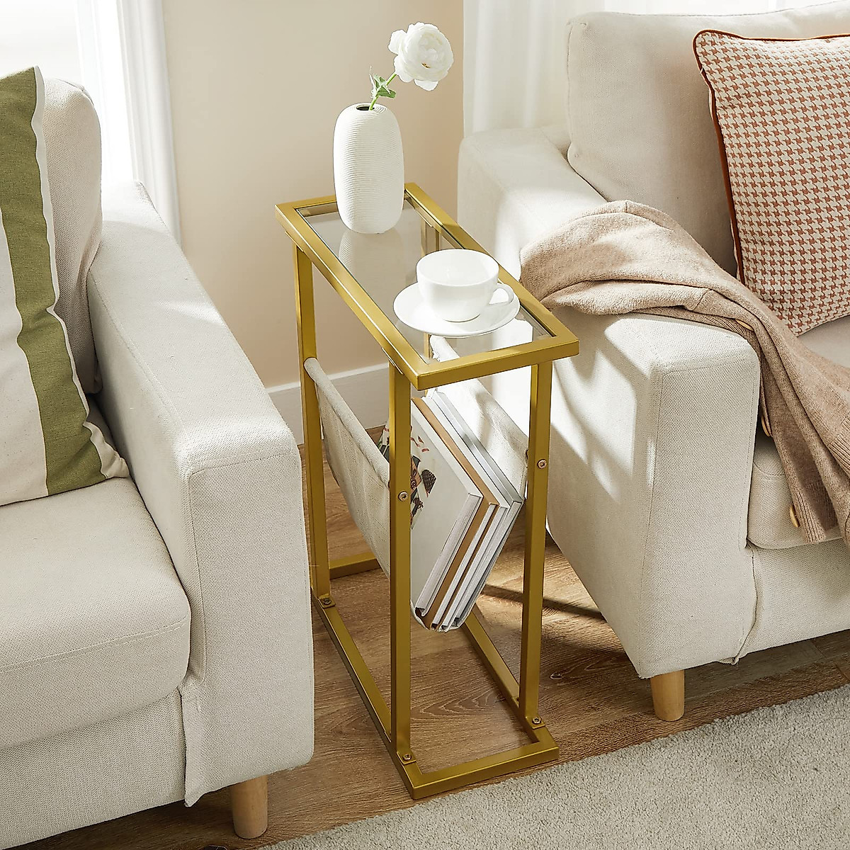 HOOBRO Narrow End Table, Tempered Glass Side Table, Small Nightstand, Bedside with Storage Holder, Coffee Table for Small Spaces, Bedroom, Living Room, Easy Assembly, Sturdy, Gold GD78BZ01