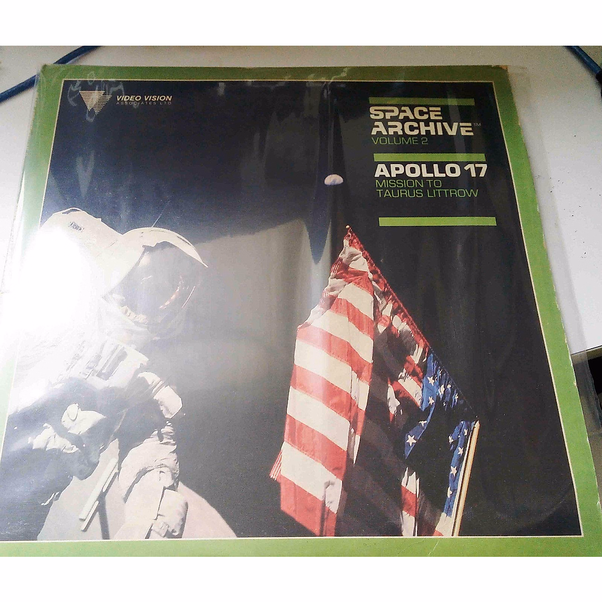 Space Archive Volume 2 - Apollo 17 Mission to Taurus Littrow on laserdisc