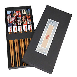 Reusable Chinese Wooden Chopsticks Cat Fish Pattern Washable Durable Household Hotel Wedding Gift 5Pair with Gift Box (Cat)
