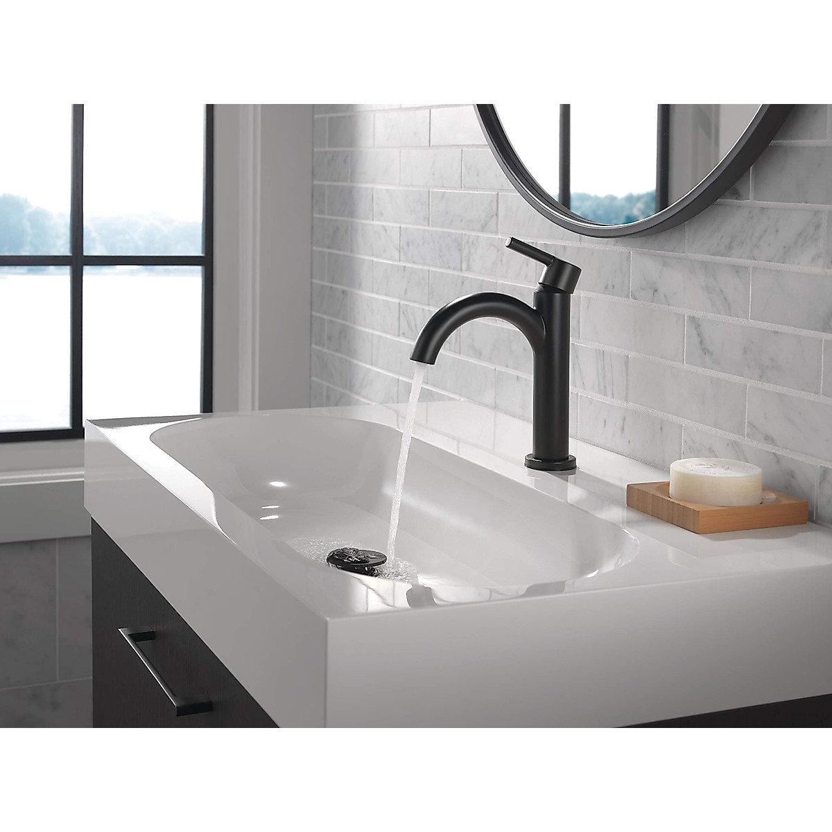 Delta Faucet Nicoli Matte Black Bathroom Faucet, Single Hole Bathroom Sink Faucet, Single Handle Bathroom Faucet, Pop-Up Drain Assembly, Matte Black 15749LF-BL