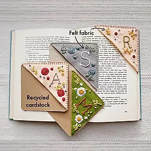 2023 New Style Bookmark Hand Embroidered Corner Bookmark, Season Topic Flower Letter Embroidery Bookmarks, Felt Triangle Page Corner Handmade Bookmark, Felt Triangle Bookmark (Summer)