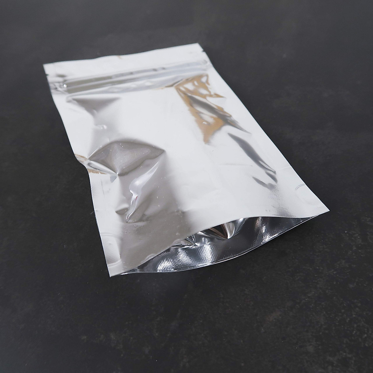 QQ Studio 100 Bags Food Safe QuickQlick™ Stand Up Bag with Single Sided Window and Heat Seal (4" x 6", Clear/Silver/Silver)