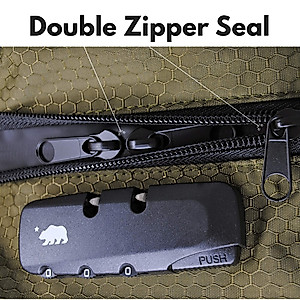 Cali Crusher 100% Smell Proof Backpack w/Combo Lock (Black)