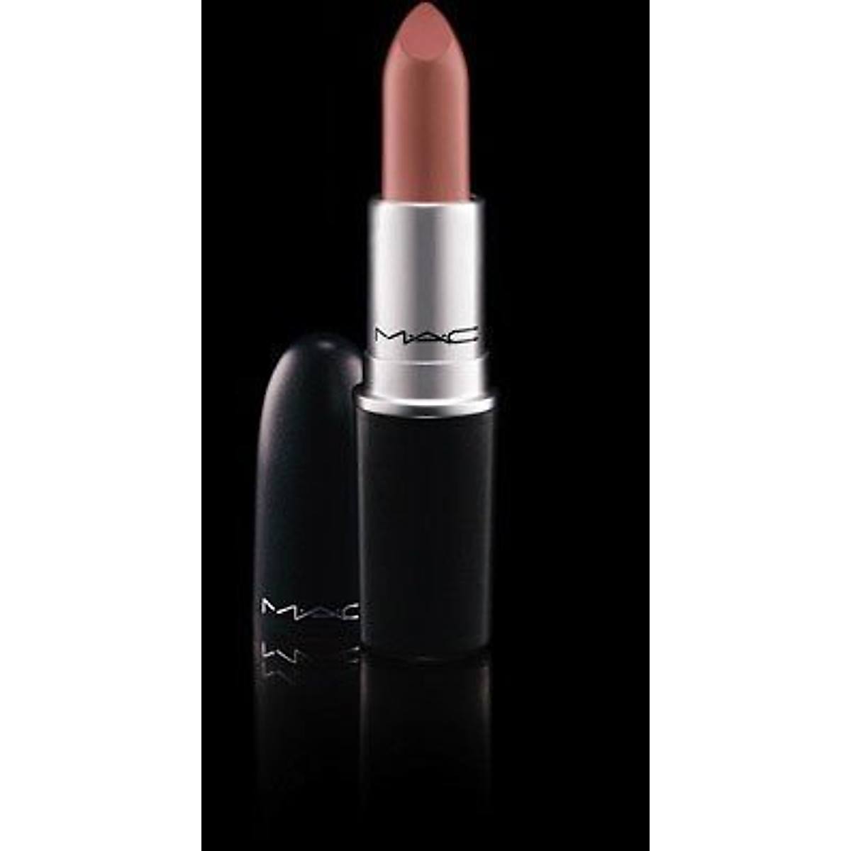 MAC Lustre Lipstick - HUG ME - Neutral flesh pink