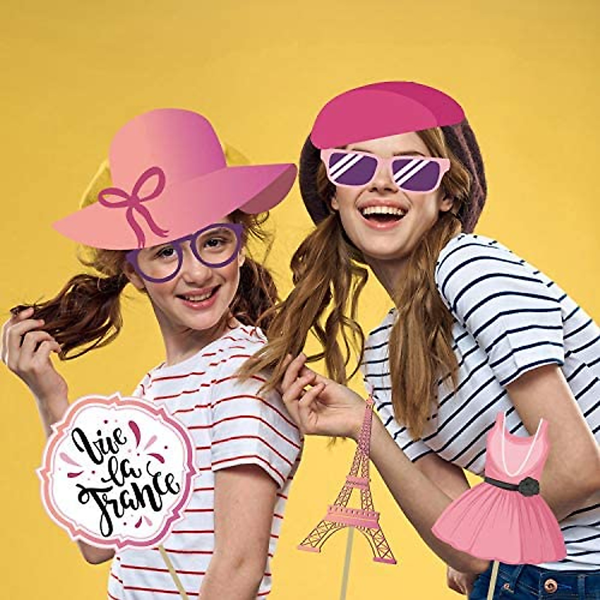 30 pcs Paris Photo Props Paris Party Photo Booth Props Kit Paris Themed Decoration French Photo Booth Props, Eiffel Tower, for oh la la Baby Shower Birthday Paris Theme Party Supplies