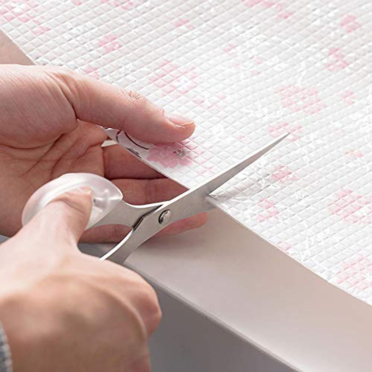 GLOW4U Decorative Floral Foam Non-Adhesive Shelf Liner for Drawer Refrigerator Kitchen Cabinets Pantry Cupboard Closet (Pink, 17.7x137 Inches)