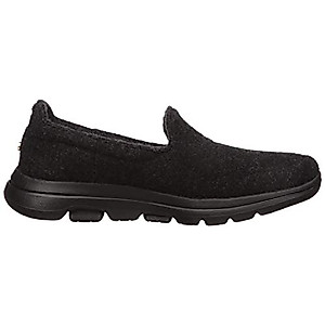 Skechers Women's GO Walk 5-Overland Sneaker, Black, 5.5 Medium US