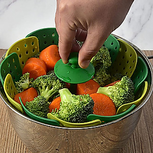 Beilay Green Vegetable Steamer Basket, Premium Plastic Veggie Steamer Basket - Folding Expandable Steamers to Fits Various Size Pot 25x11