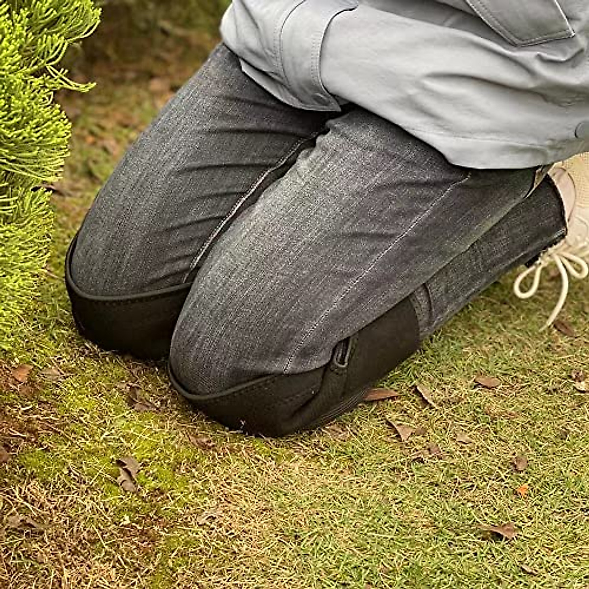 JYBTAA Plus Size Knee Pads For Cleaning Floors,Gardening , Women Pad With Soft Inner Liner, Adjustable Kneeling Suitable Garden,Flooring Yard,Construction,Black XL