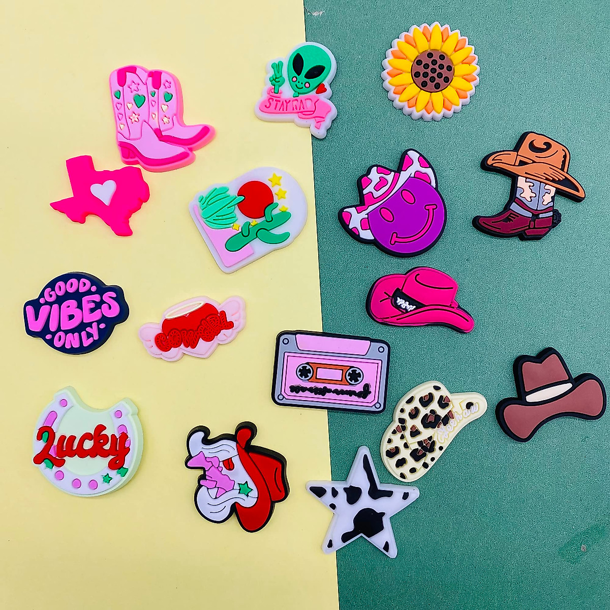 30pcs Western Cowgirl Shoe Charms for Crock Clog Sandals Decoration Horse Shoe Charms for Girls Boys Men Adult Party Favor