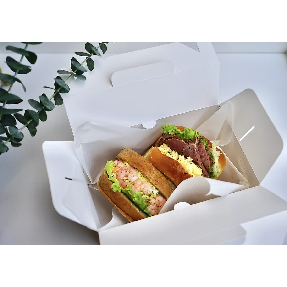 PandaPanda gable boxes (50 pcs) with handle (8.3 * 5.1 * 4.5 inches) for foods, gifts and party favors (100 oz) environment friendly