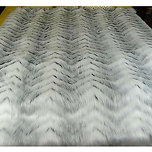 Thomas Collection White Fox Faux Fur Throw Blanket & Bedspread - White Gray Fox Fur Throw - Luxury Fox Faux Fur - Soft Faux Fur Blanket, Handmade in US, 16483