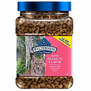 Blue Buffalo Wilderness Crunchy Cat Treats, Made with Natural Ingredients, Tasty Salmon Flavor, 12-oz Tub