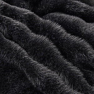 chovy Kids Girls Rabbit Plush Black Bread Grid Comforter Cover Duvet Cover Full - 3PC Faux Fur Bed Set Soft Warm Velvet Flannel Fluffy Fuzzy Bedding（Comforter x 1 Pillowcases x 2）