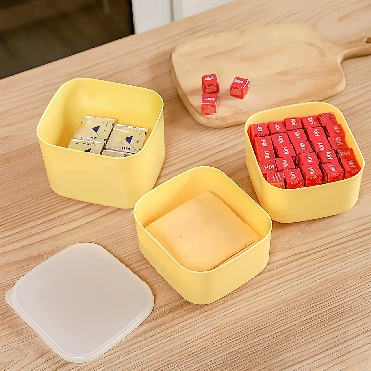 wulikanhua 2 Pack-Cold Dish Storage Container, Deli Meat Container Cold Cuts Fridge Keeper, Cheese Food Storage Container with Lid for Refrigerator, Shallow Low Profile Christmas Cookie Holder