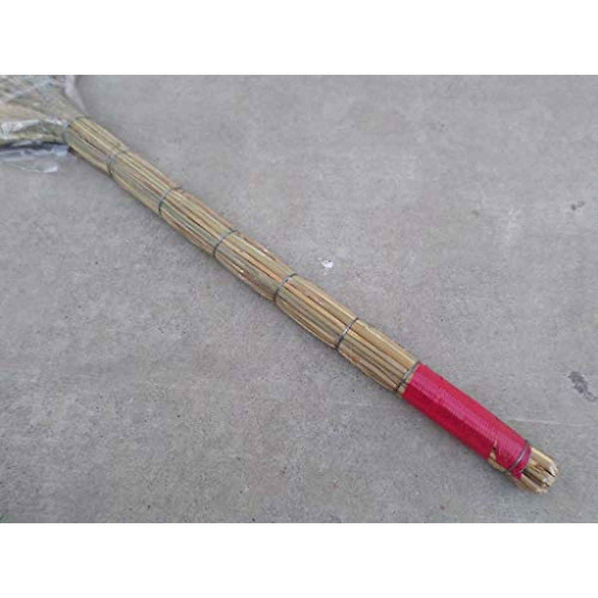 Vietnamese Original Soft Fan Straw Broom with Straw Handle (chổi lúa) 40 inch and a Plastic Handle Broom, 2 Broom