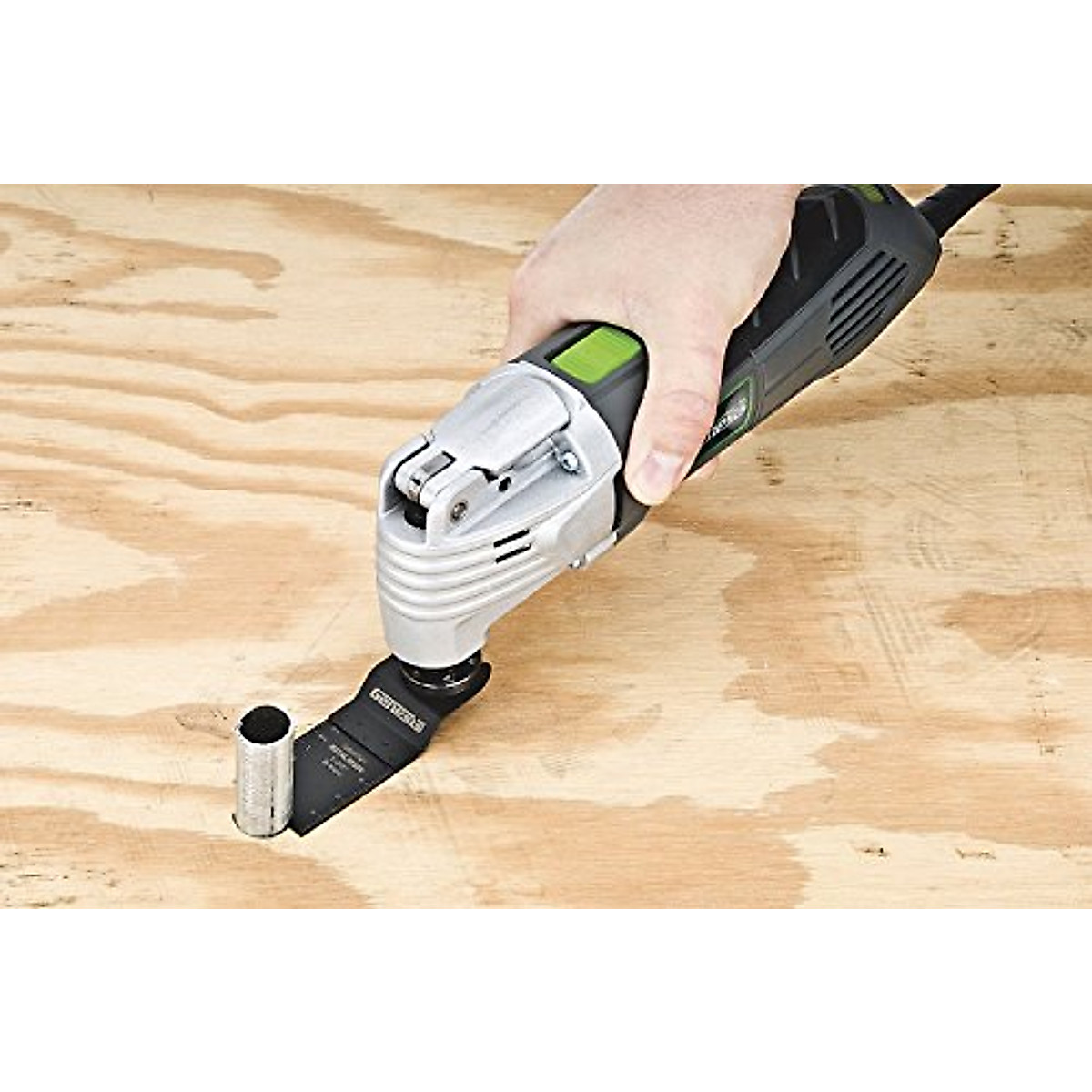 Genesis GMT25T 2.5-Amp Variable Speed Oscillating Tool with Tool-less Blade Change 17-Piece Accessory Set and 2 Year Warranty
