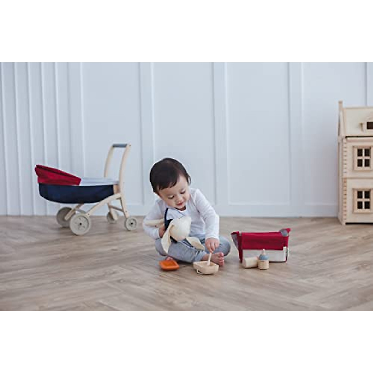 PlanToys Baby Doll Feeding Playset (3499) | Sustainably Made from Rubberwood and Non-Toxic Paints and Dyes
