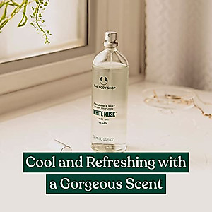 The Body Shop White Musk Body Mist – Refreshes and Cools with a Gorgeous Scent – Vegan – 3.3 oz