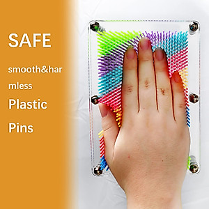 Aoibrloy 2 Pack 3D Pin Art Toy，Rainbow Sensory Pin Art Board Assorted Size Pin Impression Sculpture Needle Toys for Kids or Adults