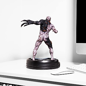 Numskull Resident Evil Tyrant T-002 Figure 9'' 23cm Limited Edition Collectible Replica Statue - Official Resident Evil Merchandise - Horror Video Game Figurine