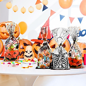 Zonon 160 Pieces Halloween Cellophane Treat Bags Halloween Candy Wrappers Pumpkin Skull Bat Presents Bags Transparent Candy Bag with 200 Pieces Ties for Halloween Party Favors