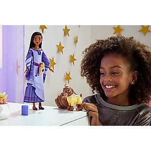 Mattel Disney Wish Asha of Rosas Adventure Pack Doll, Posable Fashion Doll with Removable Fashion, Animal Friends and Accessories, Toys Inspired by The Movie