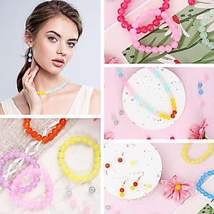 QUEFE 700pcs Glass Beads Kit for Jewelry Making, 28 Colors 8mm Crystal Beads Bulk for Bracelet DIY Crafts