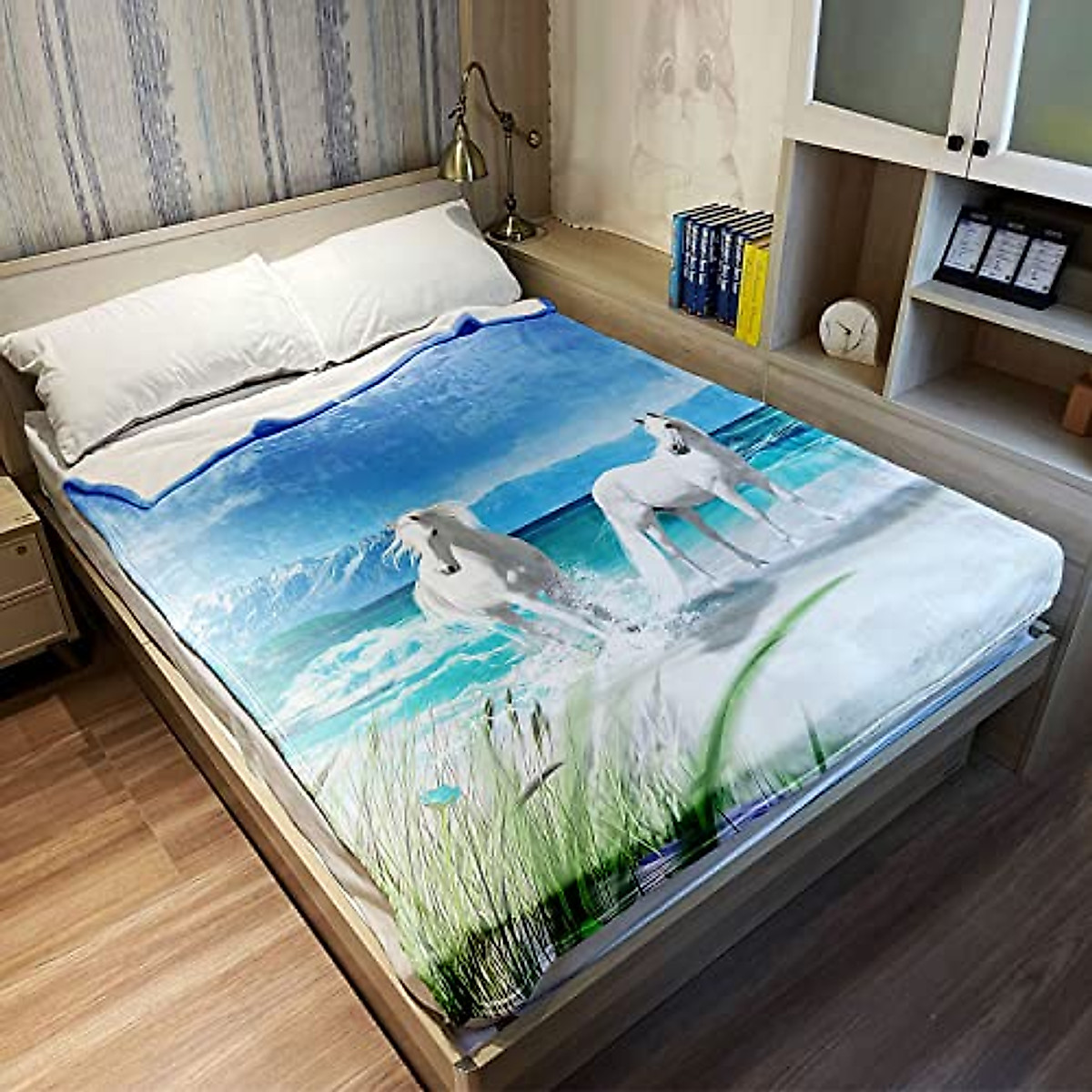 OHTMTHO 40"x50" Blanket Super Soft Warm Lightweight Fleece Throw for Couch Sofa Bed - Seaside White Horses
