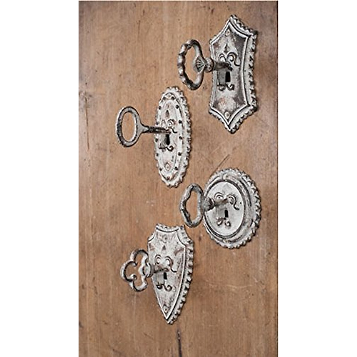 CTW Vintage Key Metal Hooks Set of 4, Antique White