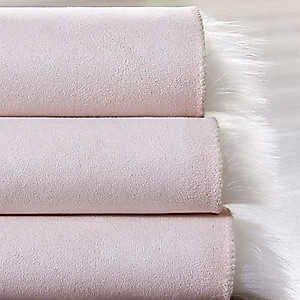 wxnzsl Faux Fur Rug 2x3 White Fluffy Shaggy Rug,Soft Faux Sheepskin Rug Furry Rug for Bedroom Living Room