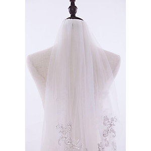 Pefantal Short 2 Tier Wedding Bridal Veils With Comb for brides Ivory Soft Lace Veils(21/29inch)
